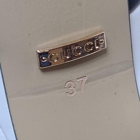 Gucci | Shoes | Gucci Navy Blue White Leather Angel Feline Head Tstrap ...